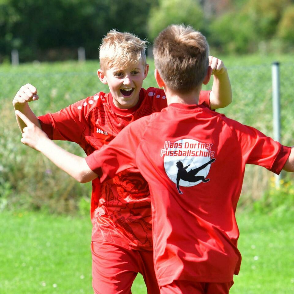 Save the Date - Hans Dorfner Fußballschule 2025